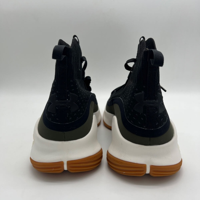 CURRY 4 RETRO | Hoops Station