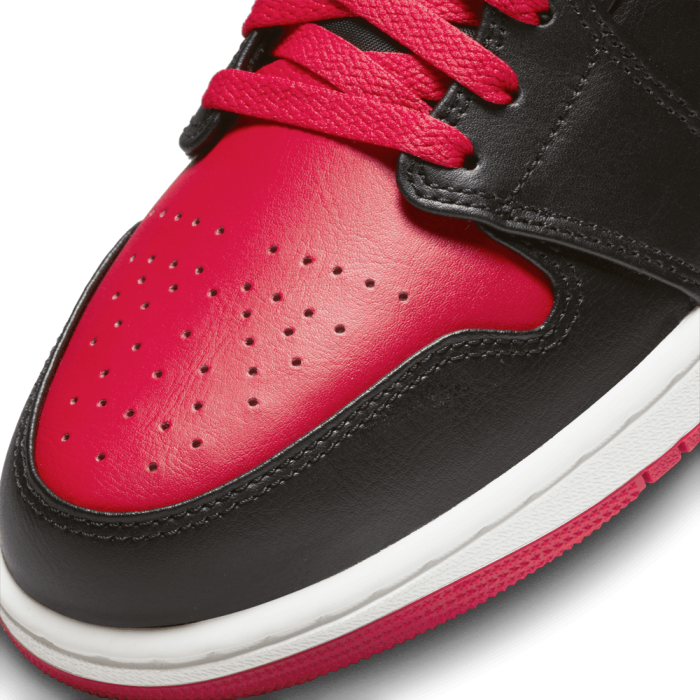 AIR JORDAN 1 MID | Hoops Station