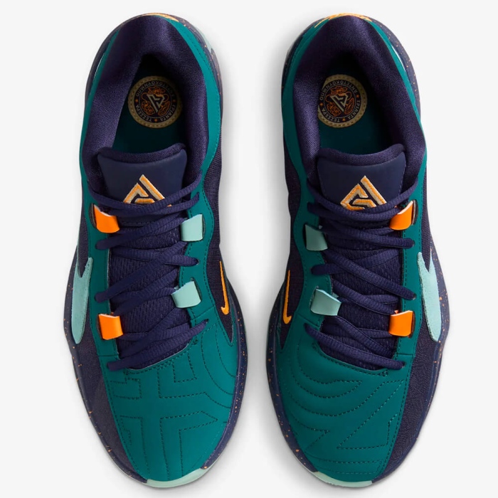 ZOOM FREAK 5 EP | Hoops Station